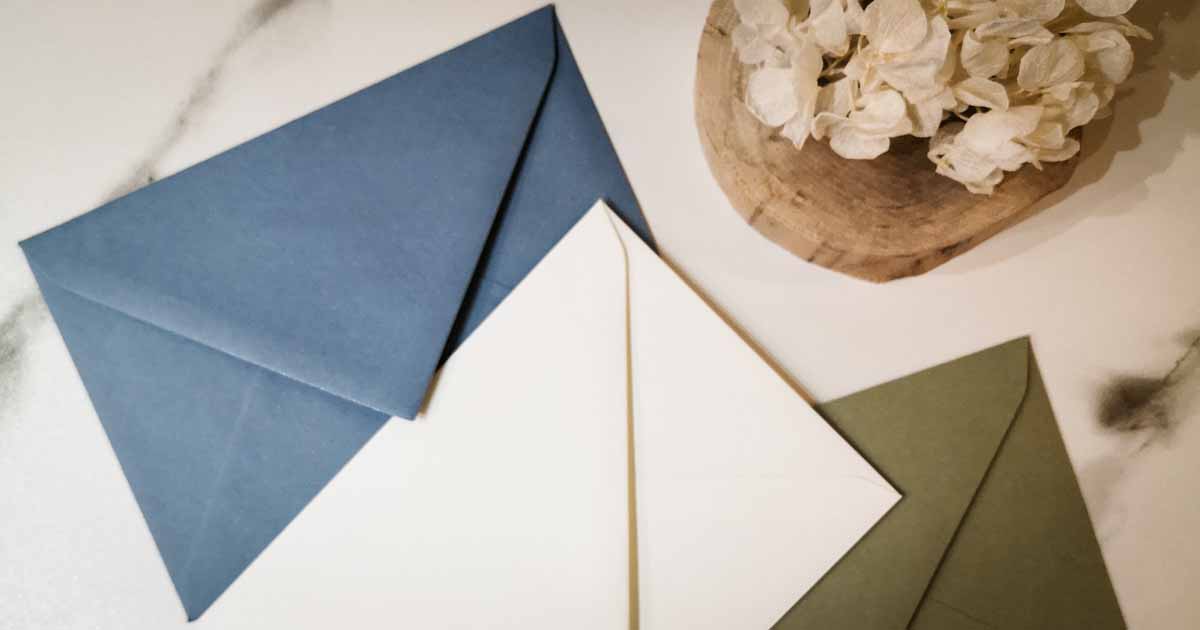 Enveloppes colorées - La Cachette de Linette